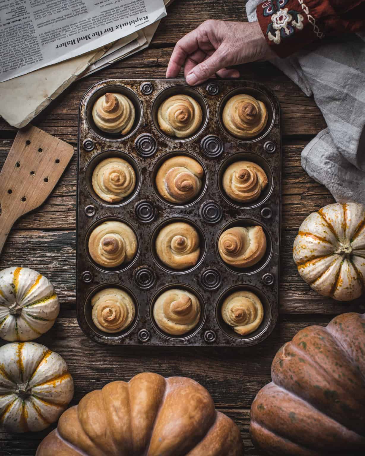 Sixty Minute Rolls are quick and fresh - Kitchen Wrangler | Melissa Guerra